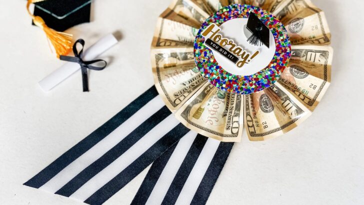 26 Clever Ways to Give Money as a Graduation Gift ⋆ The Quiet Grove